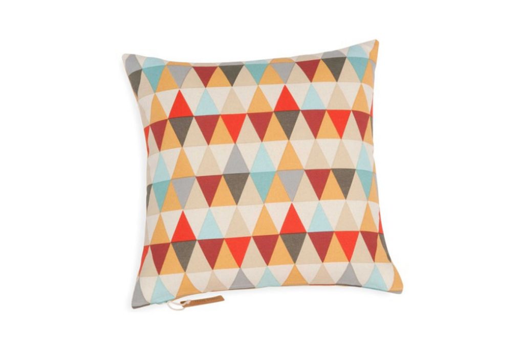 20 coussins pour un salon stylé - Déco Idées